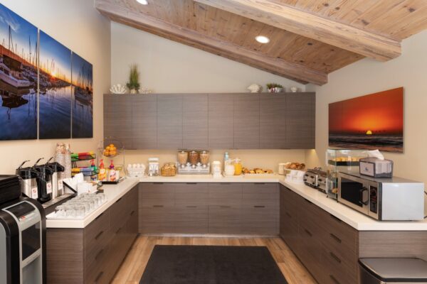 The official website of Marina Beach Motel - Marina Beach Motel's ...